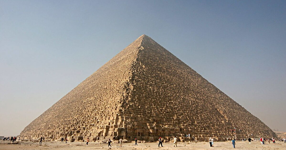 Combien coûterait la réalisation de la pyramide de Kheops aujourd'hui ...