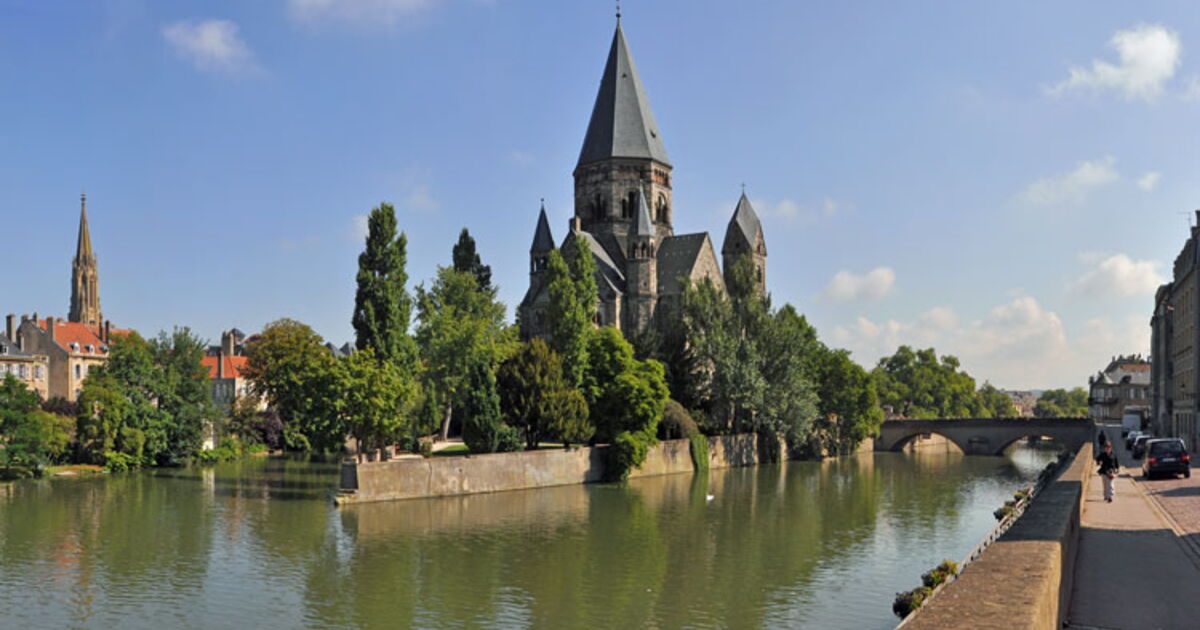 Pourquoi la ville de « Metz », se prononce « Mess » ? - Ça m'intéresse