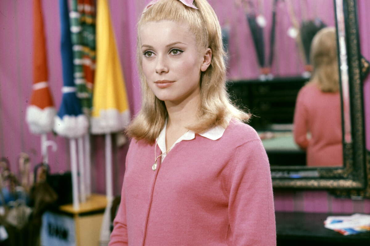 Catherine Deneuve : retour en images sur ses rôles iconiques - Harper's ...