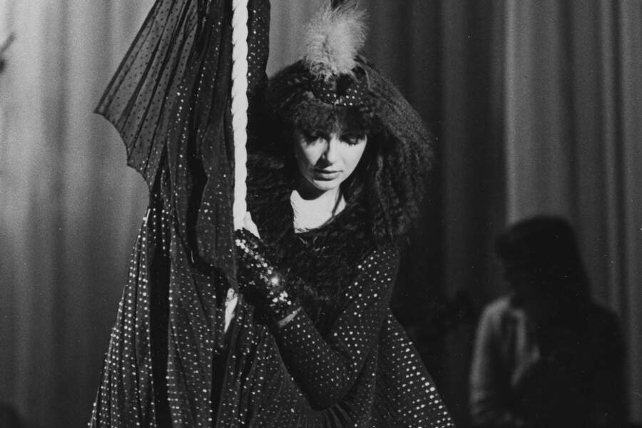Kate Bush en 25 clichés cultes - Harper's Bazaar