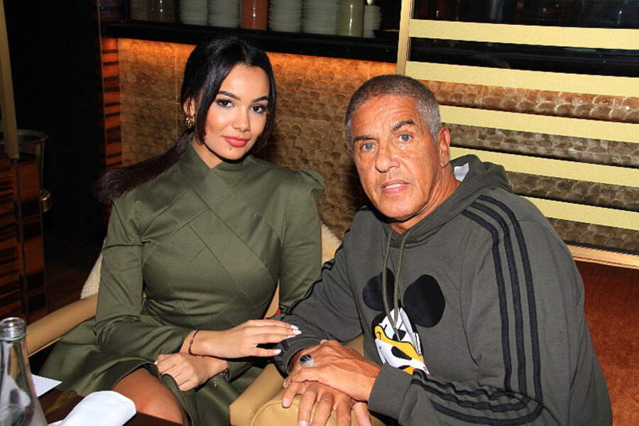 Qui est Sofia Athéna, la compagne de Samy Naceri ? - TV Grandes chaînes