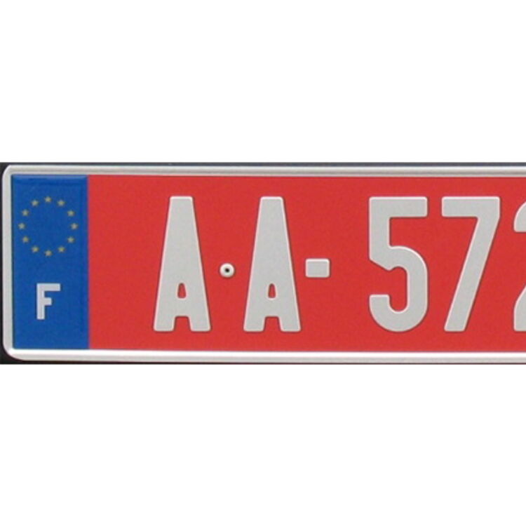 Qu'est-ce qu'une plaque d'immatriculation rouge ? - Caminteresse.fr
