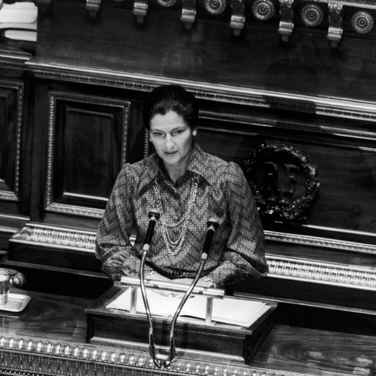 5 choses à savoir sur Simone Veil, femme politique engagée - Geo.fr