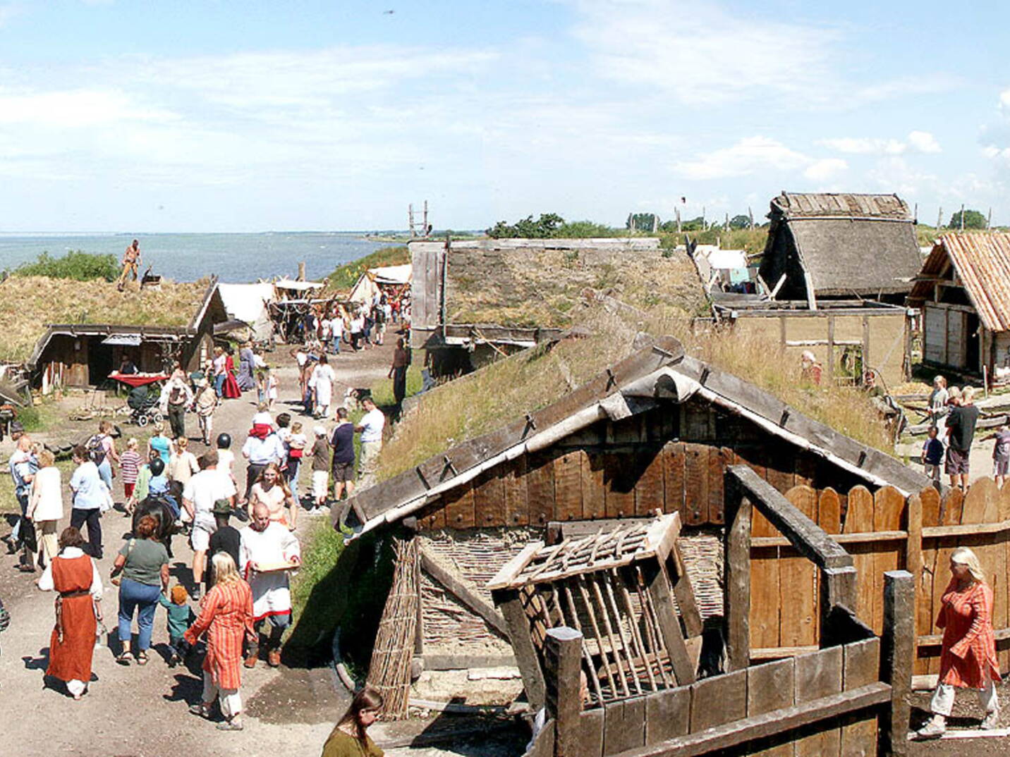 9 lieux de reconstitutions vikings à visiter en Scandinavie - Geo.fr