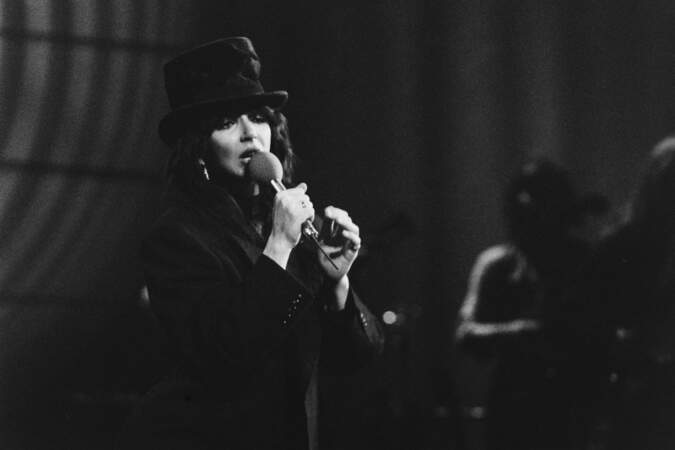 Kate Bush en 25 clichés cultes - Harper's Bazaar